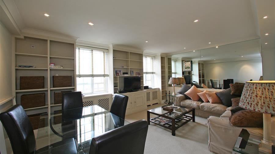 Flat for sale in Swan Court, Chelsea Manor Street, SW3 featuring a ...