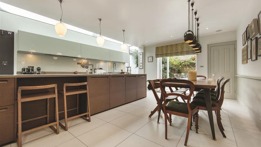 Property for sale in Lessar Avenue, SW4 featuring a garden and a cellar ...