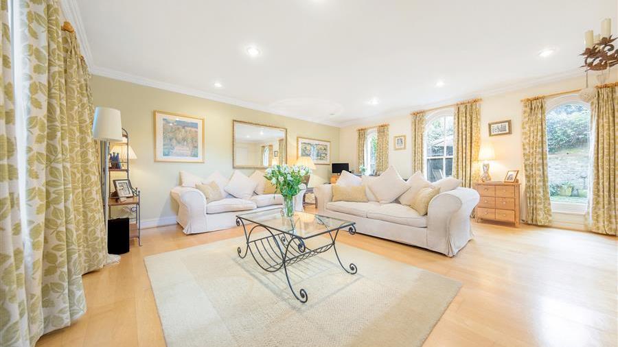 House for sale in The Coach House, Western Lane, SW12 featuring a ...