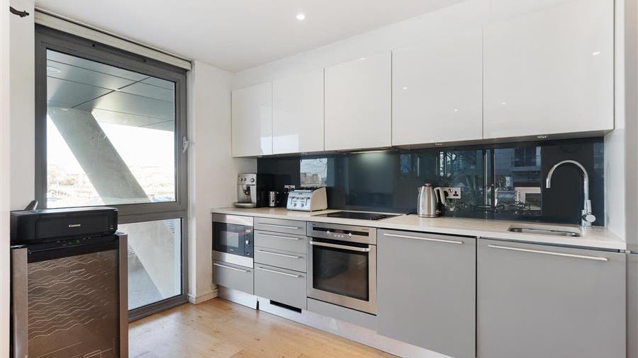 Flat to rent in Chapelier House, Eastfields Avenue, SW18 featuring a ...