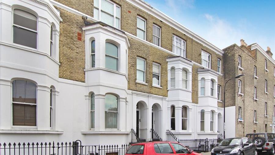 Flat to rent in Westcroft Square, W6 featuring a garden (ref: 46559 ...