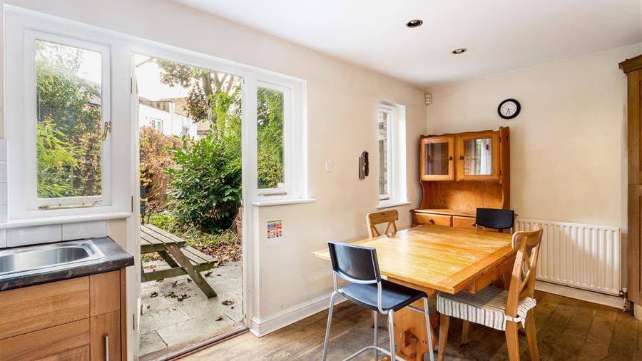 House for sale in Dawes Road, SW6 featuring a garden and off-street ...