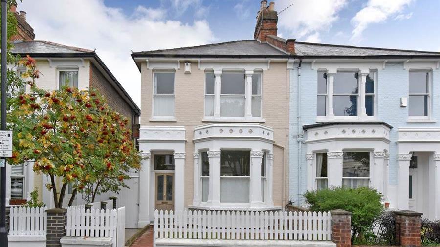 Property for sale in Bassein Park Road, W12 featuring a garden (ref ...