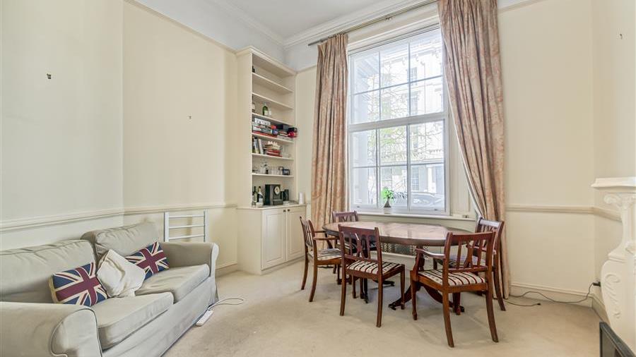 Flat for sale in St. George's Drive, SW1V (ref: 55342) - Douglas & Gordon