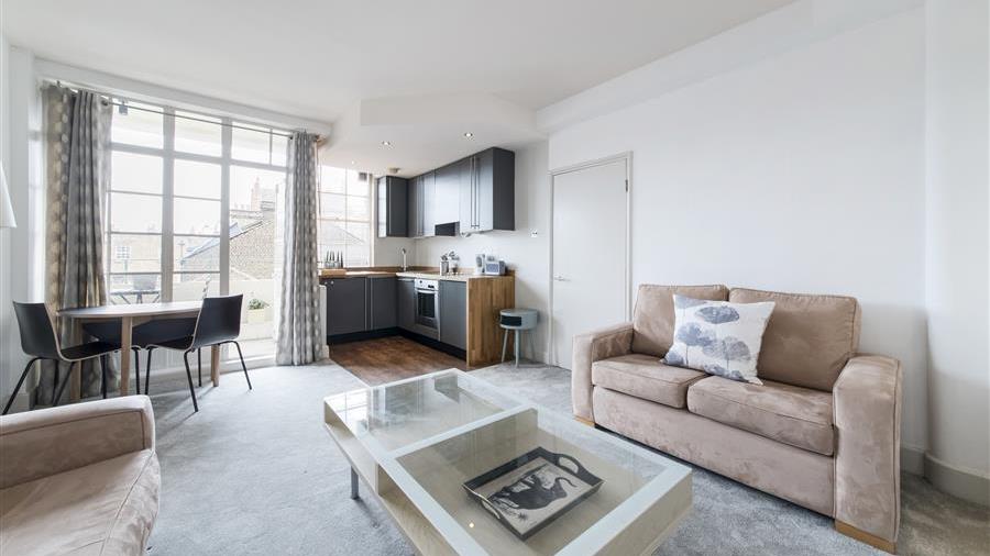 Flat for sale in Chesil Court, Chelsea Manor Street, SW3 featuring a ...