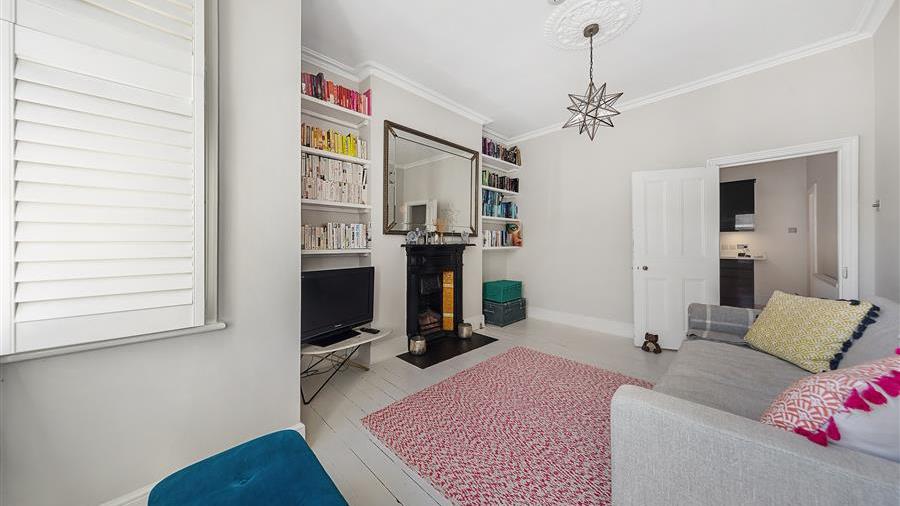 Flat for sale in Sulgrave Road, W6 (ref: 57100) - Douglas & Gordon