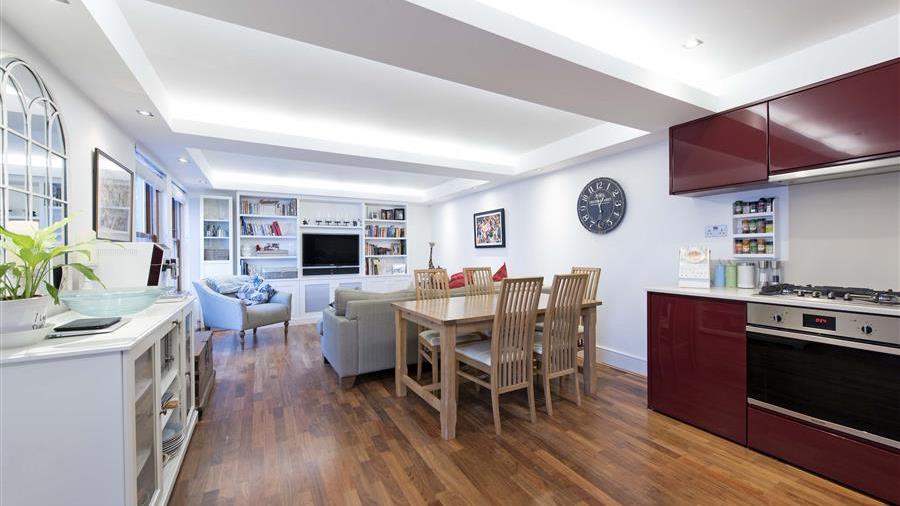 House for sale in Falcon Grove, SW11 (ref: 57375) - Douglas & Gordon