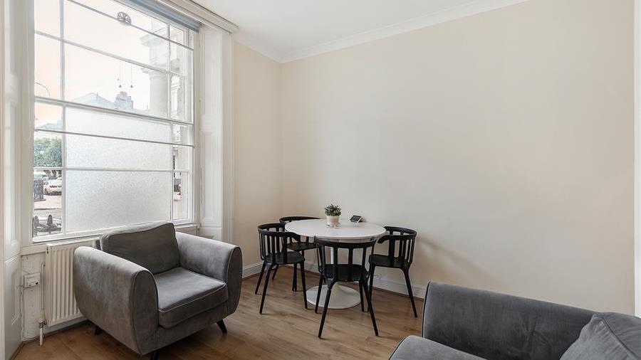 Flat for sale in St. George's Drive, SW1V (ref: 57810) - Douglas & Gordon