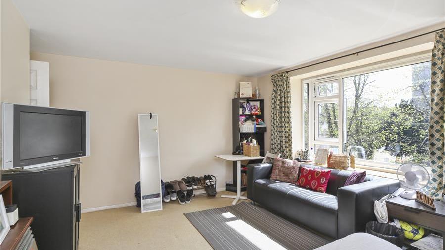 Flat for sale in Portinscale Road, SW15 (ref: 57981) - Douglas & Gordon