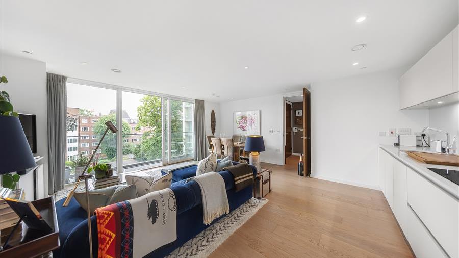 Flat for sale in Tileman House, Upper Richmond Road, SW15 featuring a ...