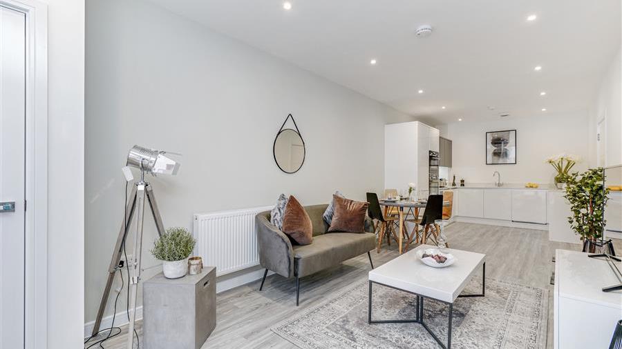 Flat for sale in Rosewater Court, Beaumont Road, SW19 (ref: 68954 ...