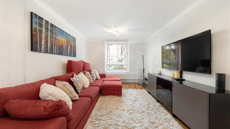 Flat for sale in Clem Attlee Court, SW6 (ref: 68971) - Douglas & Gordon