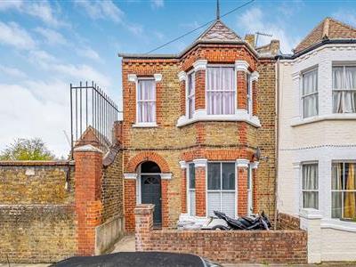 Houses for sale in Fulham | Property for sale in Fulham | Douglas & Gordon