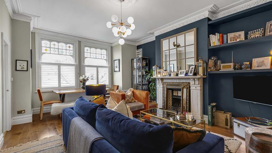 Flat for sale in Ritherdon Road, SW17 (ref: 78856) - Douglas & Gordon